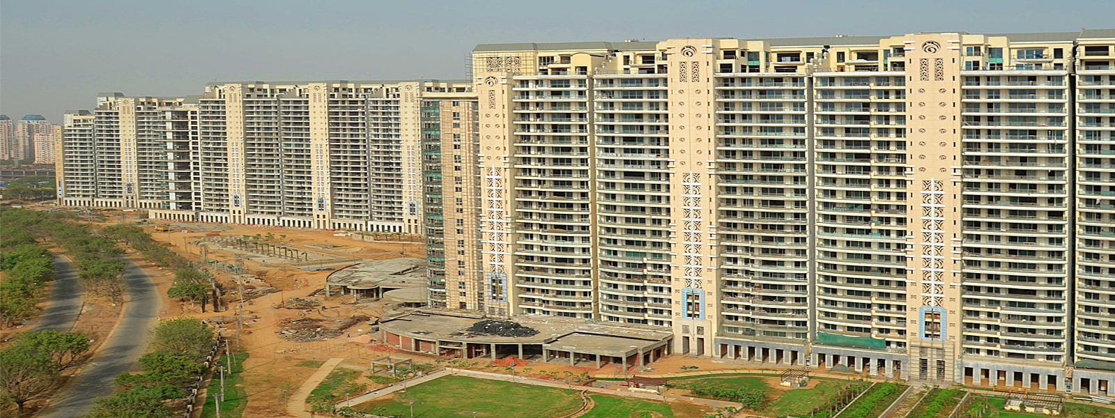 DLF Magnolias Ultra Luxury Apartments Sector 42, Gurgaon